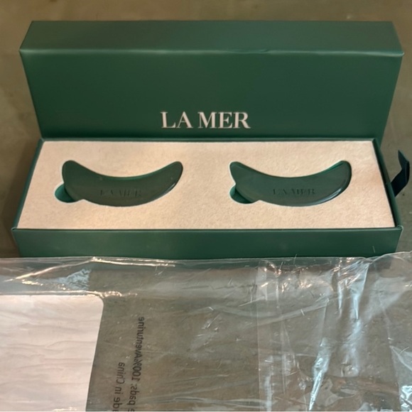 La Mer | Skincare | La Mer Skincare Jade Cooling Eye Set In Elegant ...